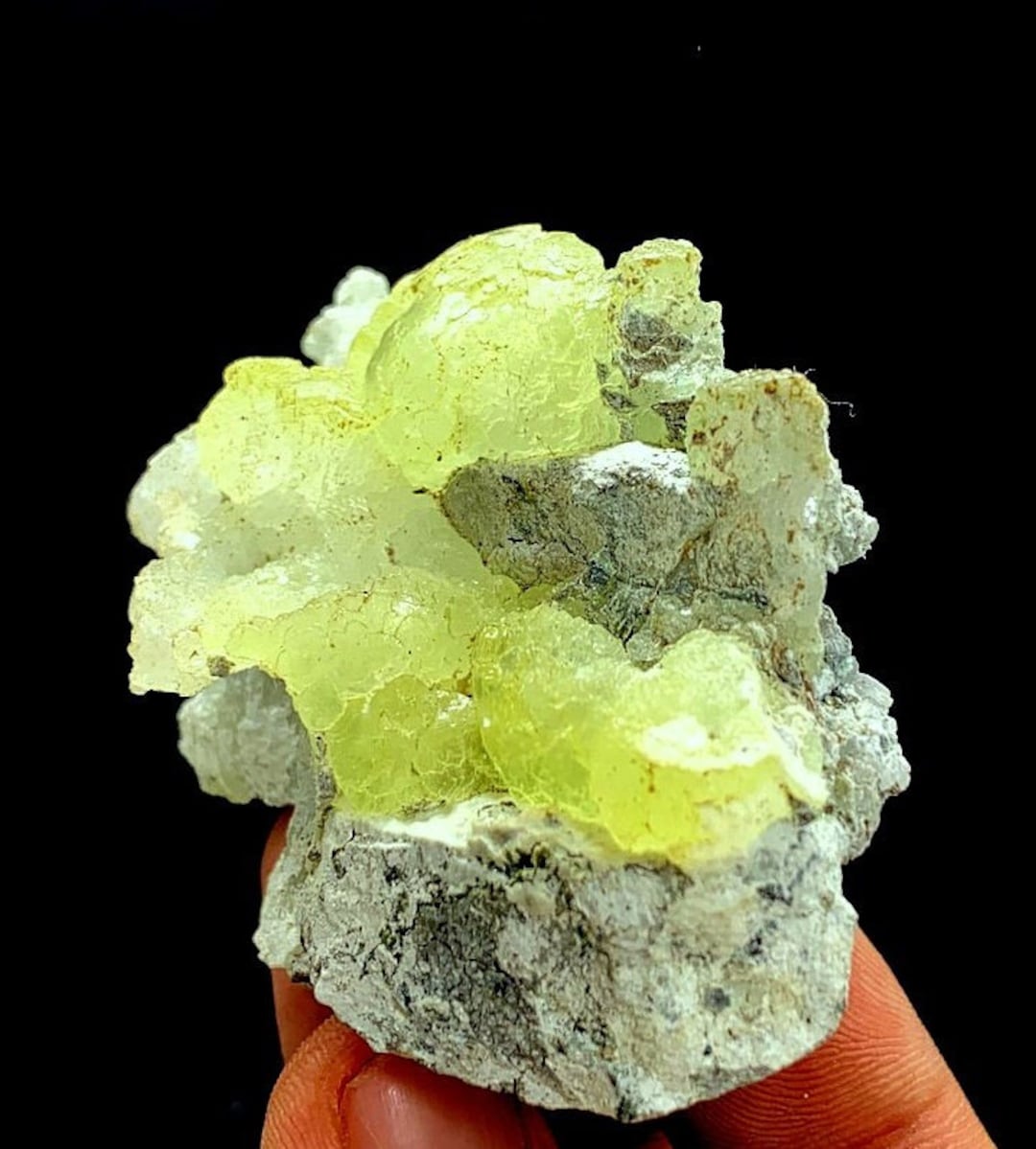 109 Grams Very Beautiful Natural Perfect Yellow Brucite - Etsy