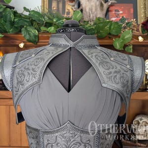 Leather Shoulder Mantle: Fantasy LARP Cosplay Armor, Gothic Celestial ...