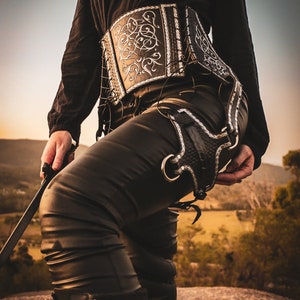 Leather Illyrian Fighting Waist Belt ACOTAR Inspired LARP Cosplay Armor ...