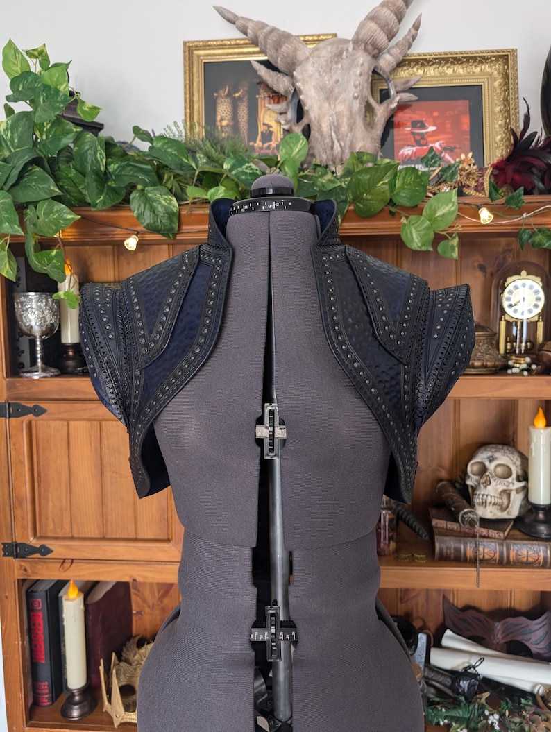 Leather Bolero Shoulder Mantle | Fantasy Inspired | LARP Cosplay Armor ...