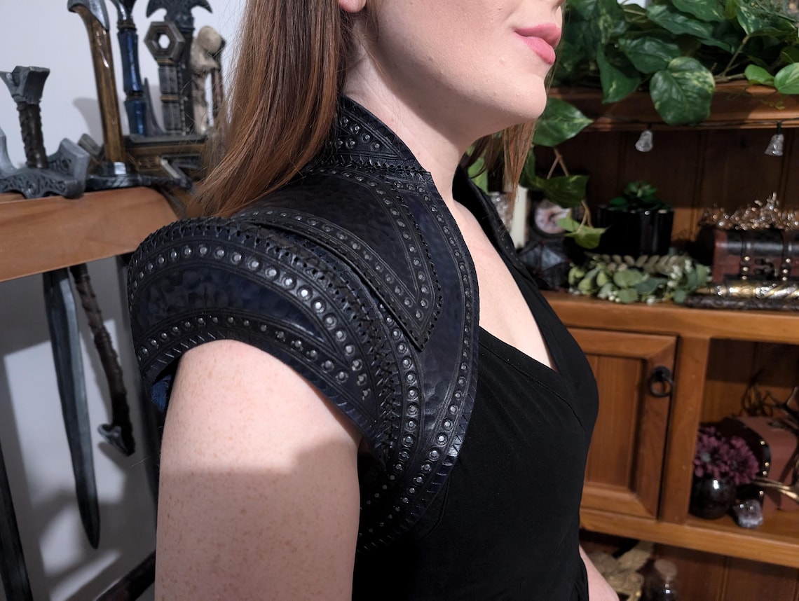 Leather Bolero Shoulder Mantle | Fantasy Inspired | LARP Cosplay Armor ...
