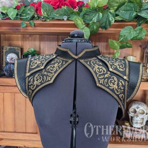 Leather Enchantress Shoulder Mantle | Fantasy Inspired | LARP Cosplay ...