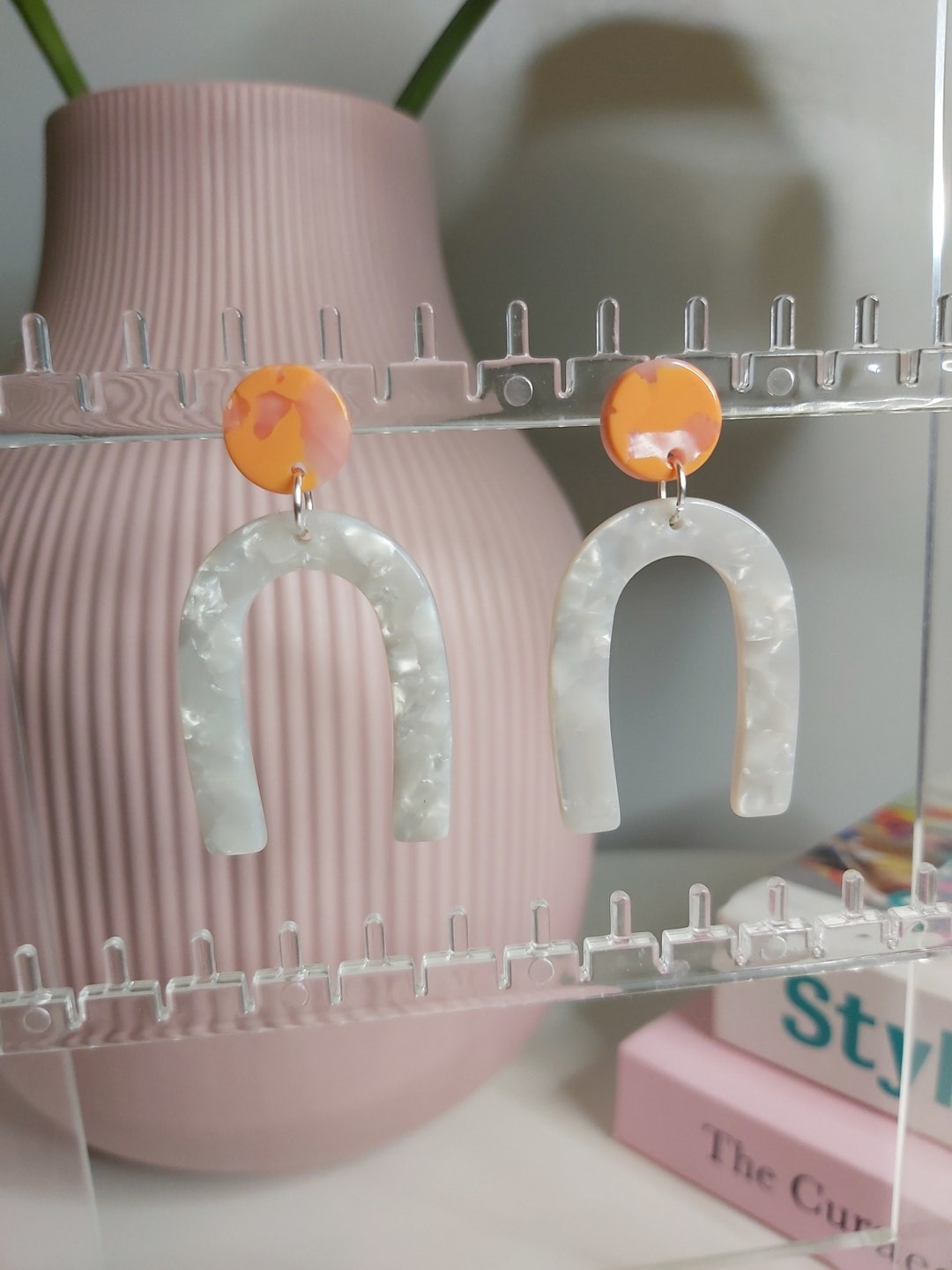 Style PIPPA Peaches and Cream Stud With Ivory Pearlescent Horseshoe - Etsy