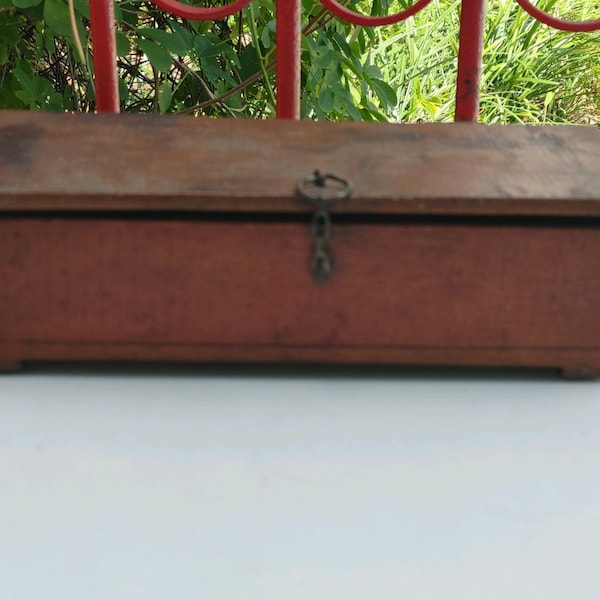 Primitive Box - Etsy