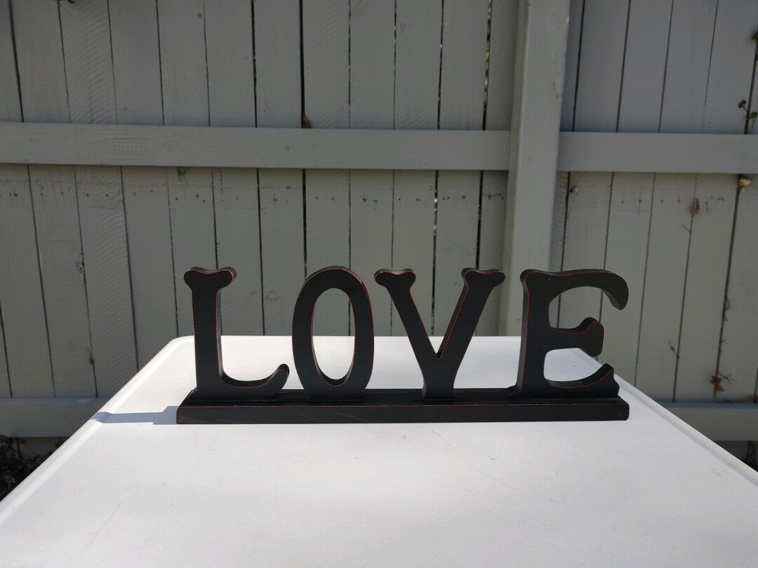 BRIDE & GROOM TABLE: Freestanding Love Sign, Black Outlined in Red - Etsy