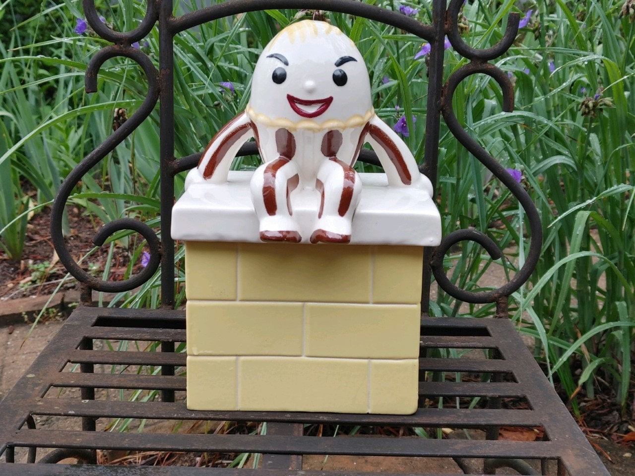 Humpty Dumpty Sat On A Wall Cookie Jar 1940s Abingdon Etsy