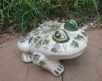 Large Ceramic Frog - Etsy