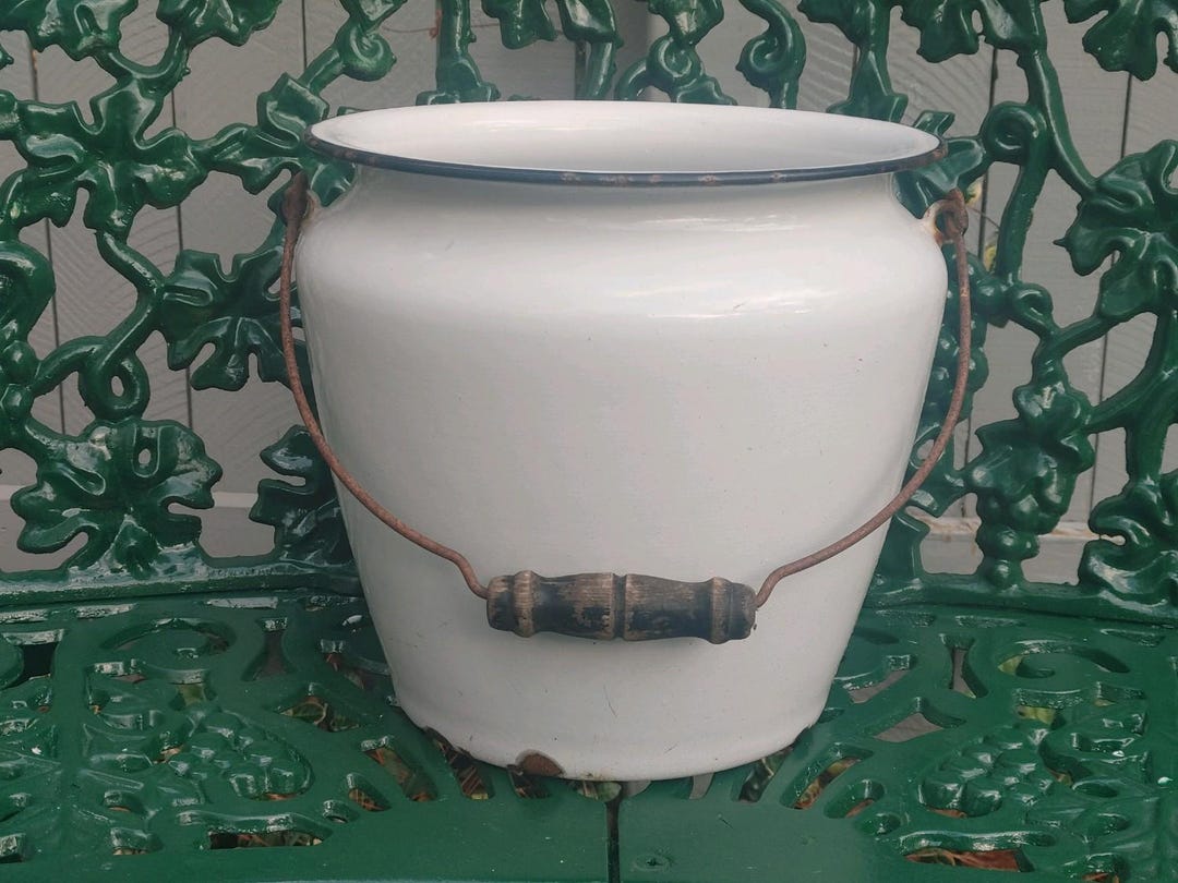 ENAMELWARE BUCKET: 1930's Enamelware Slop Bucket With Rare Navy Blue ...