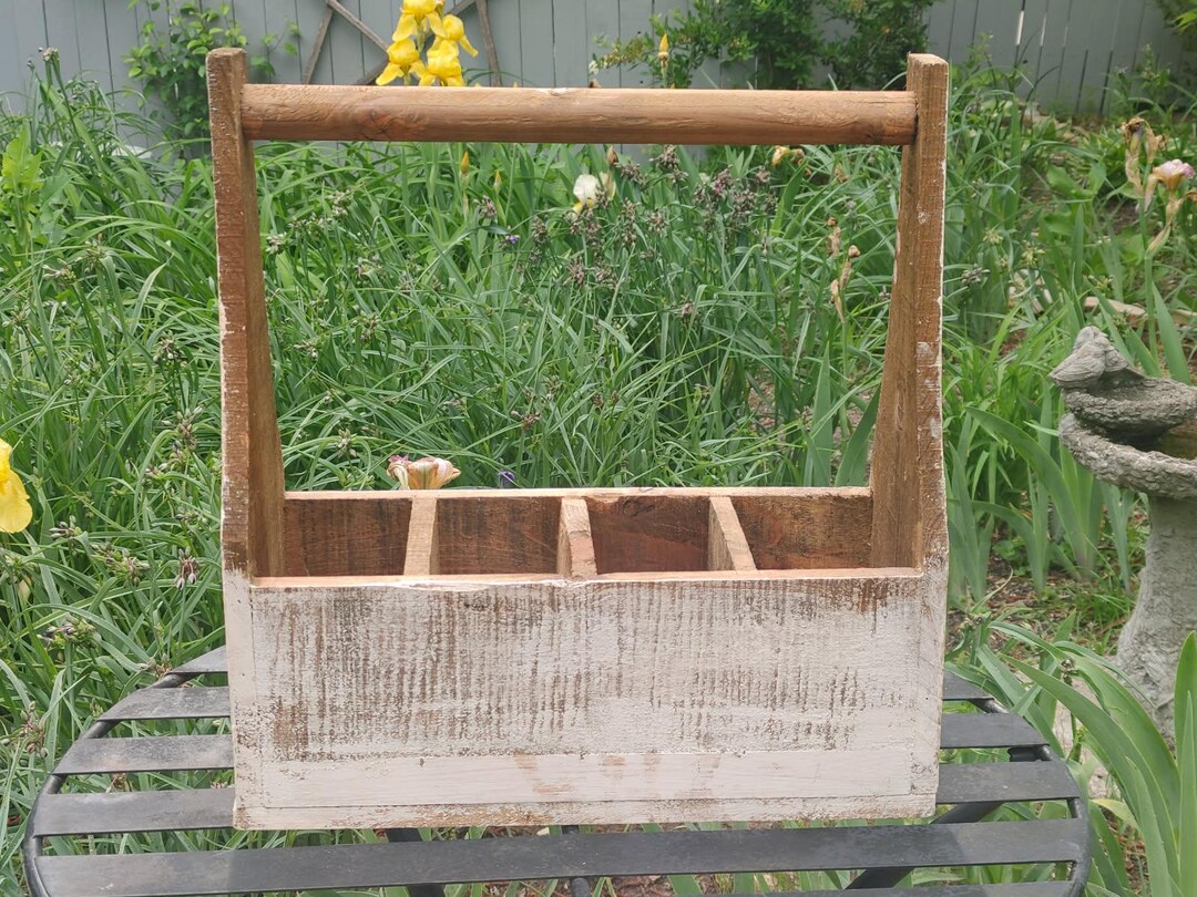 WOODEN TOOL BOX: Primitive Style Handcrafted Distressed White Tool Box ...