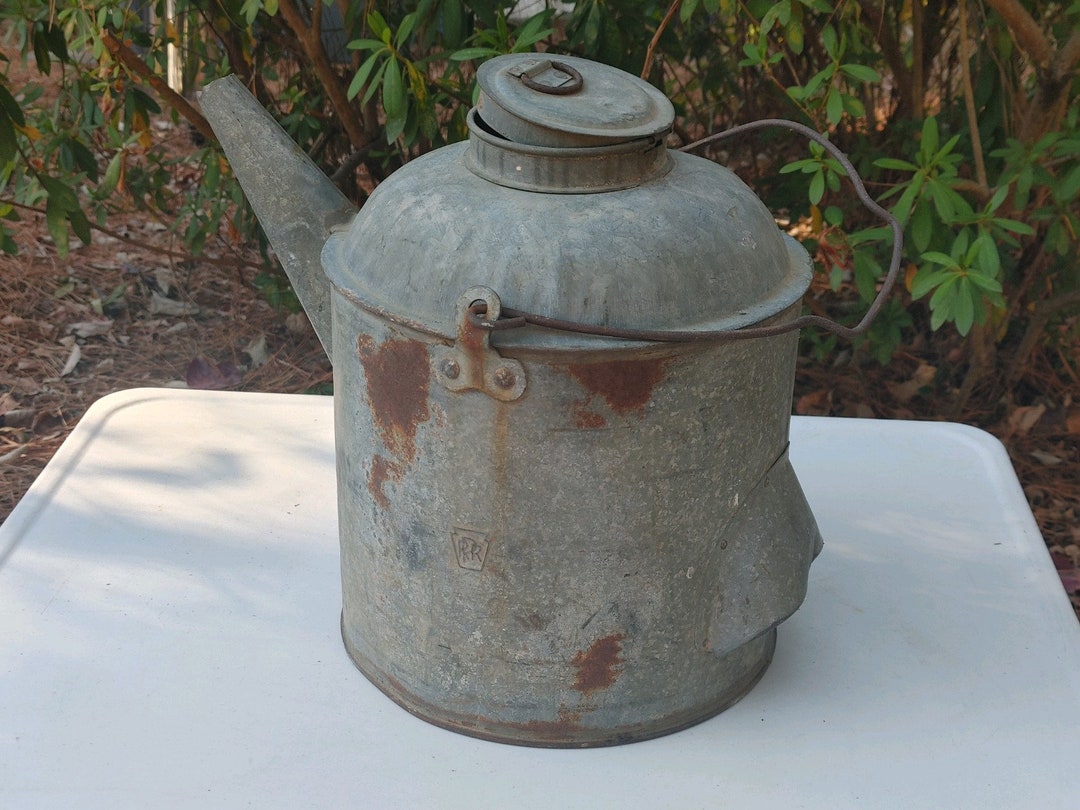 Pennsylvania Railroad Vintage Oil-kerosene Can/usa Memorabilia/prr Logo ...