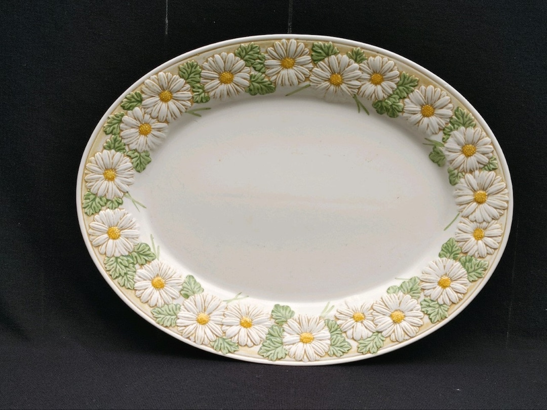 Poppy Trail Metlox Vernon 14 Platter Daisy Sculptured / - Etsy