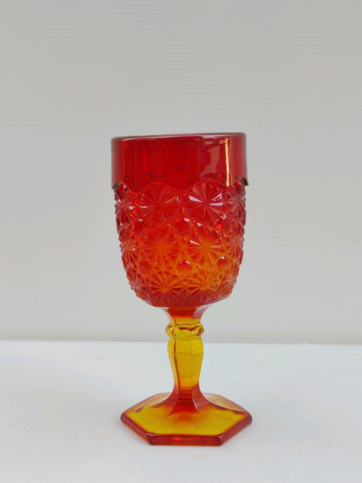 L E Smith Amberina Button & Daisy Pattern Vintage Wine/water Goblet - Etsy