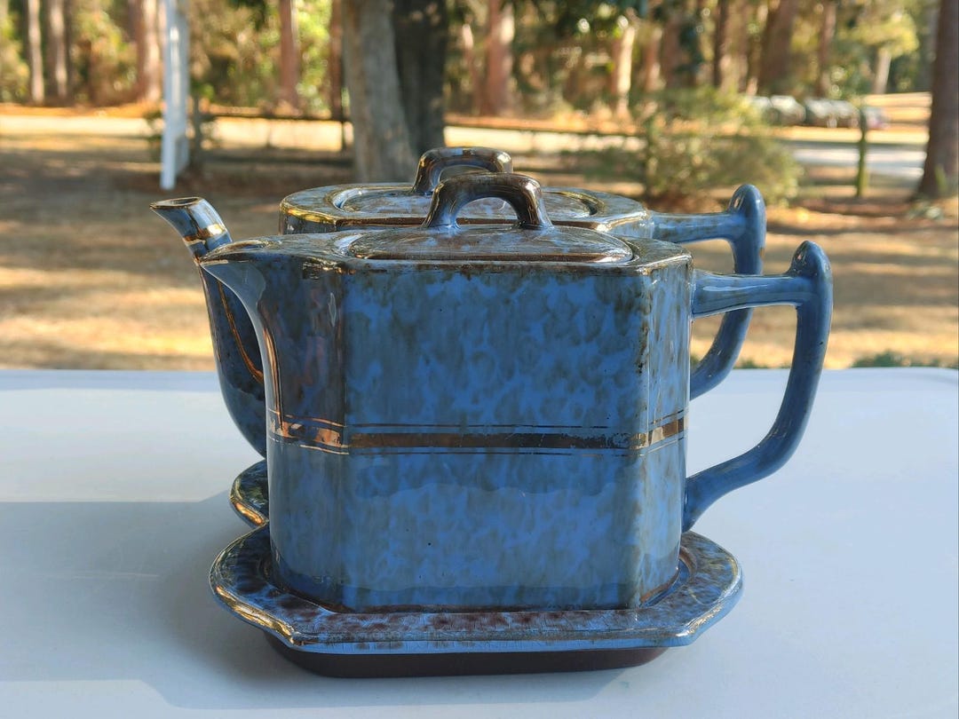 ENGLAND - Wade Tea Pot & Hot Water Pot Set on Serving Tray/ Blue and ...