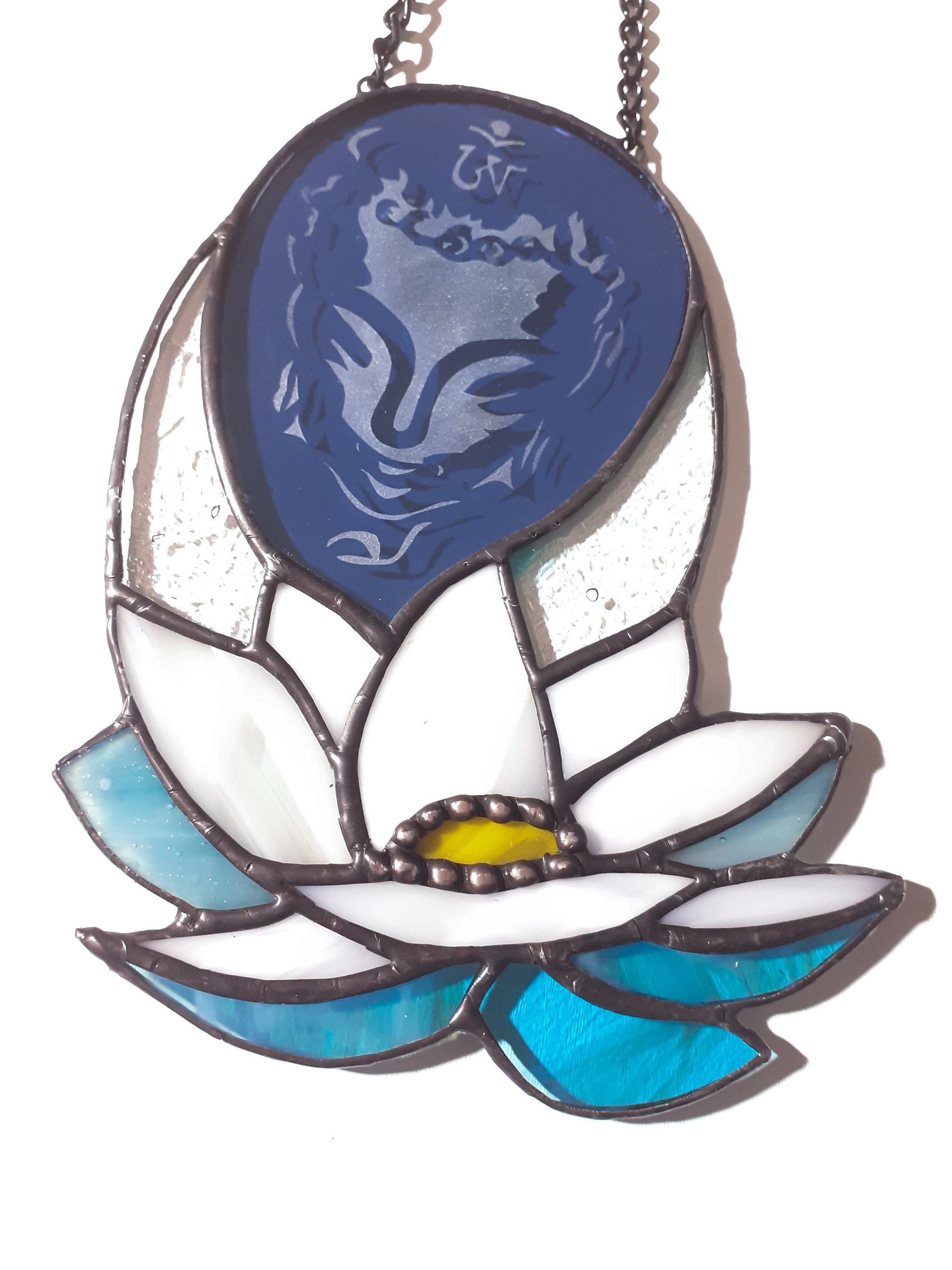 Stained Glass Lotus Flower Stained Glass Suncatcher Mothers Etsy