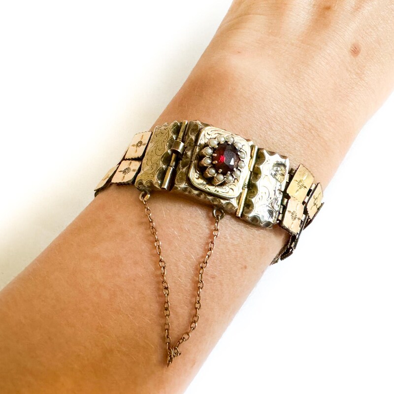 Book Chain Bracelet - Etsy