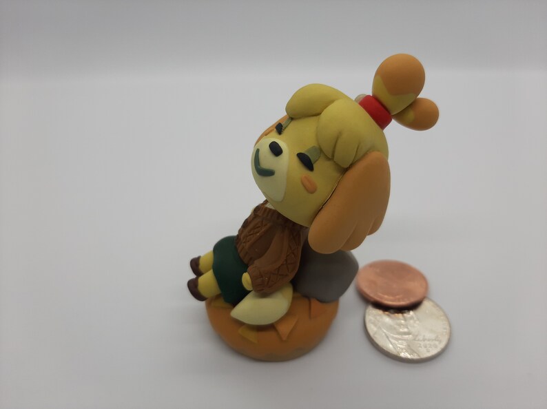 Isabelle ACNH Sculpture - Etsy