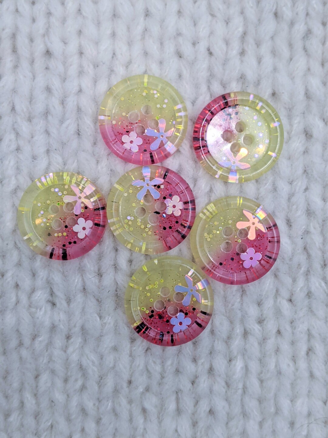 Resin Glitter Buttons: Pop Blossoms 1-1/8" Button Set - Etsy
