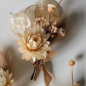 Dried Flower Lunaria Helichrysum Boutonnière- Wedding Boutonnière - Etsy