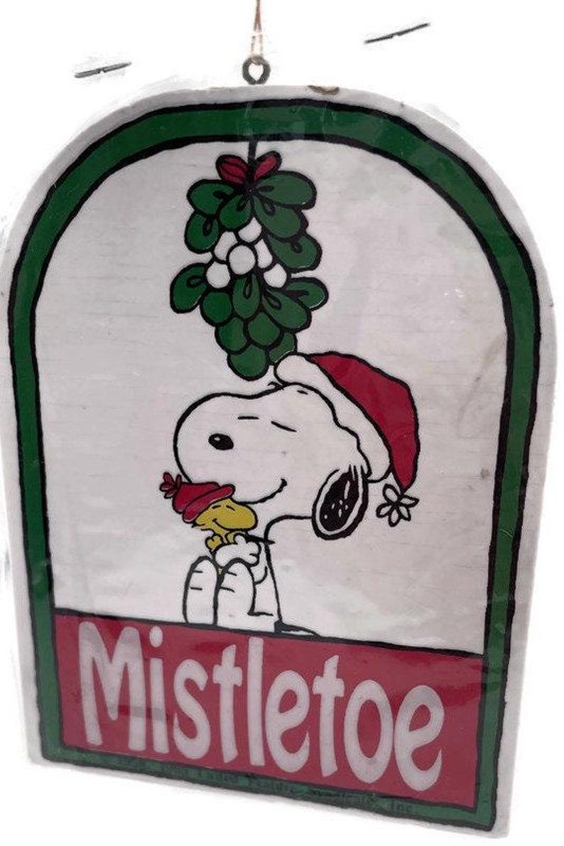 Snoopy and Woodstock Vintage Christmas Ornament Under the Mistletoe - Etsy