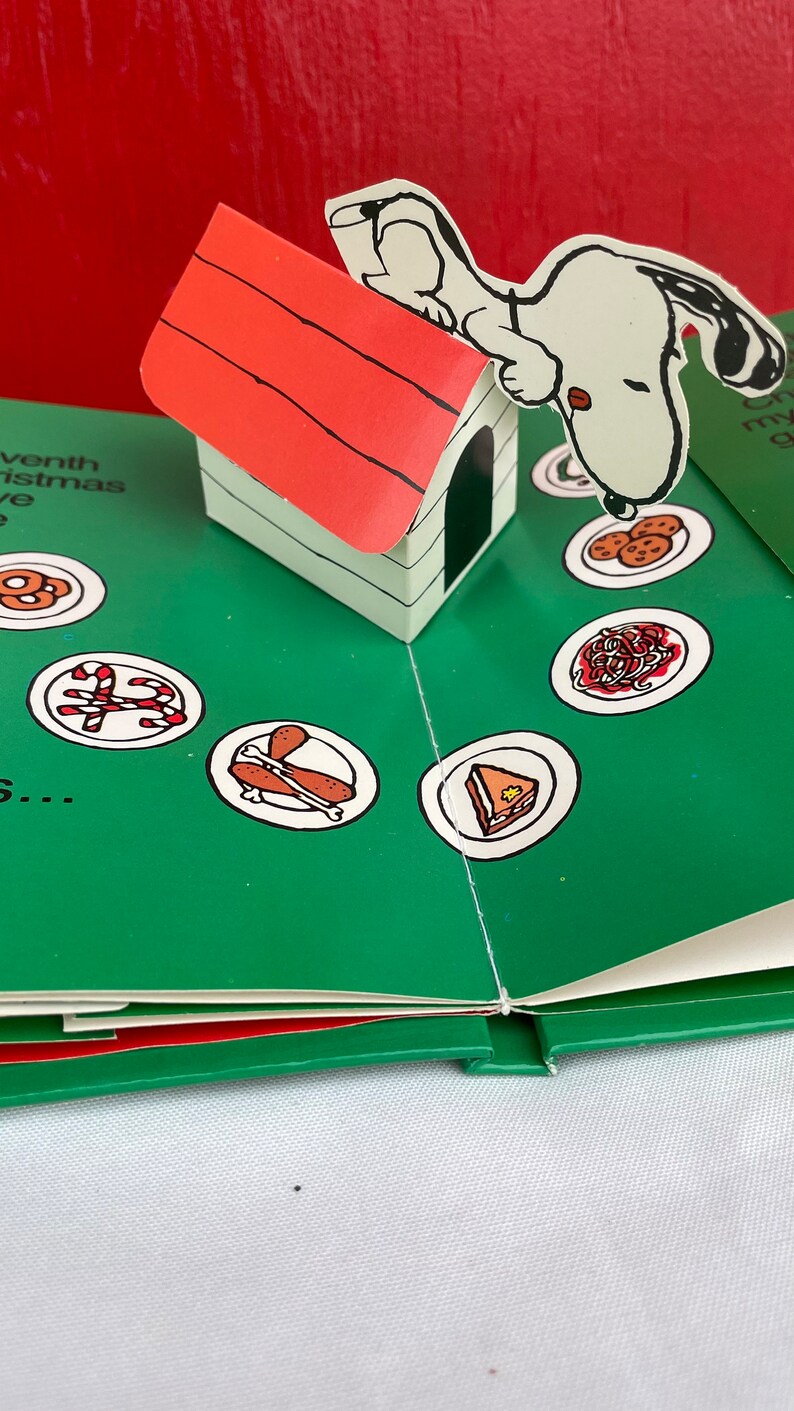 Snoopy and the Twelve Days of Christmas Pop up Book Vintage - Etsy