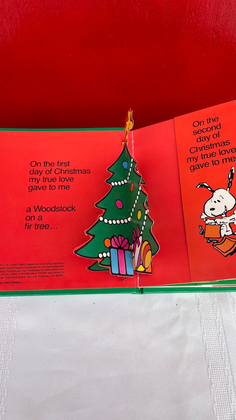 Snoopy and the Twelve Days of Christmas Pop up Book Vintage - Etsy