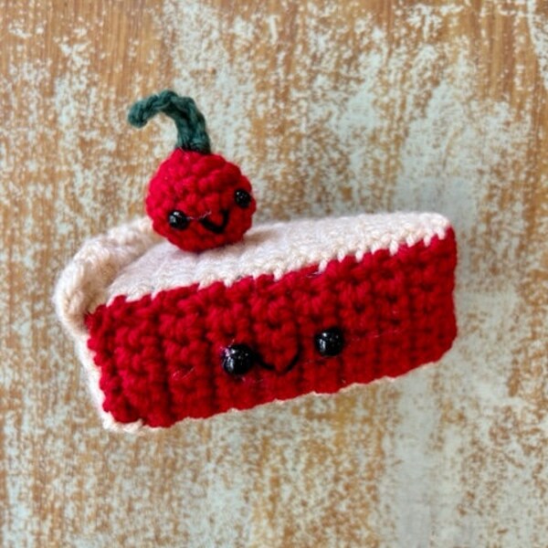 Crochet Cherry Pie - Etsy