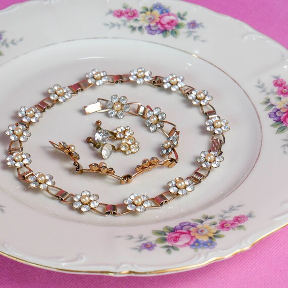 Vintage Flower Power Jewellery Set | Etsy