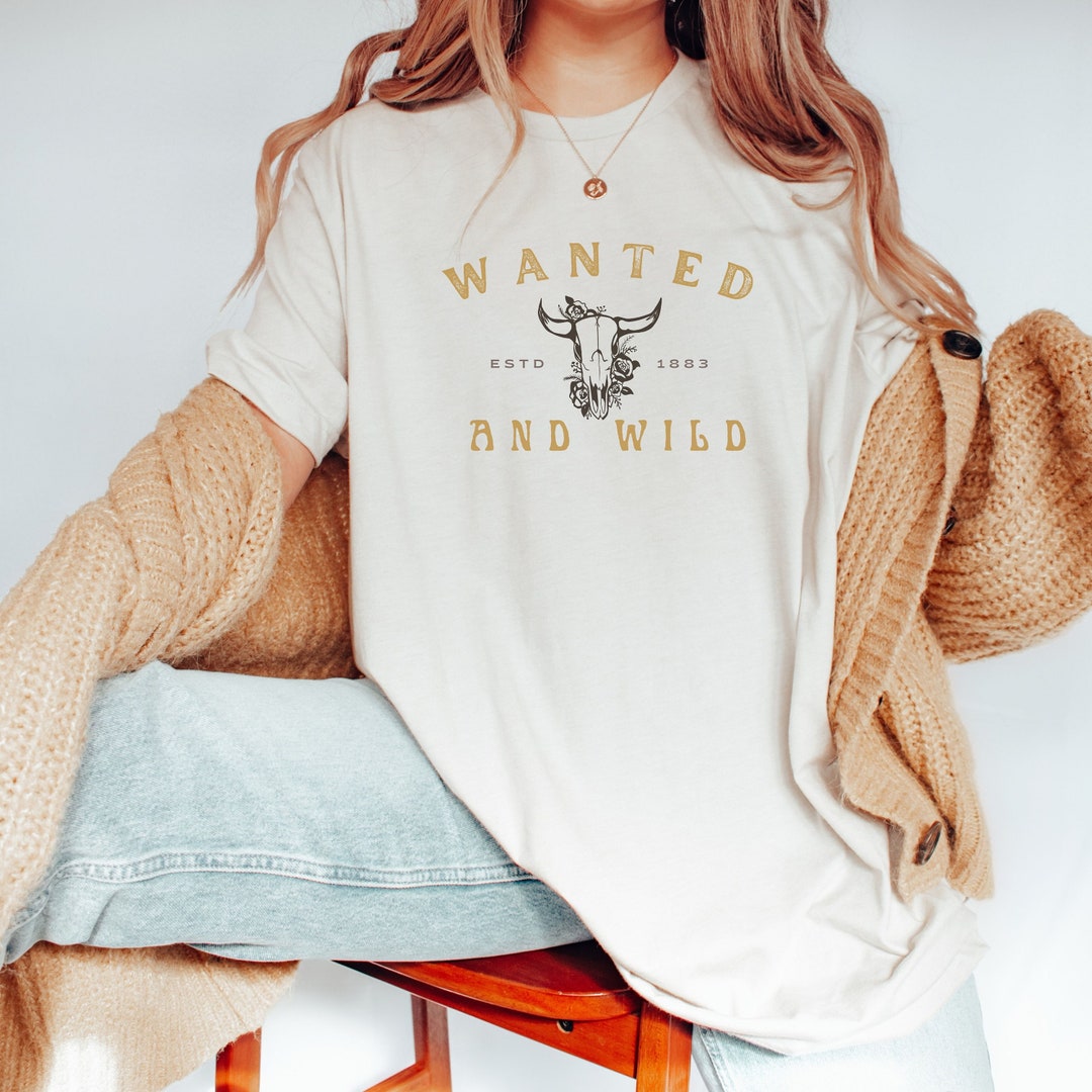 Western Graphic Tee Western Aesthetic Cowgirl Shirt Wild West Tee Bull ...