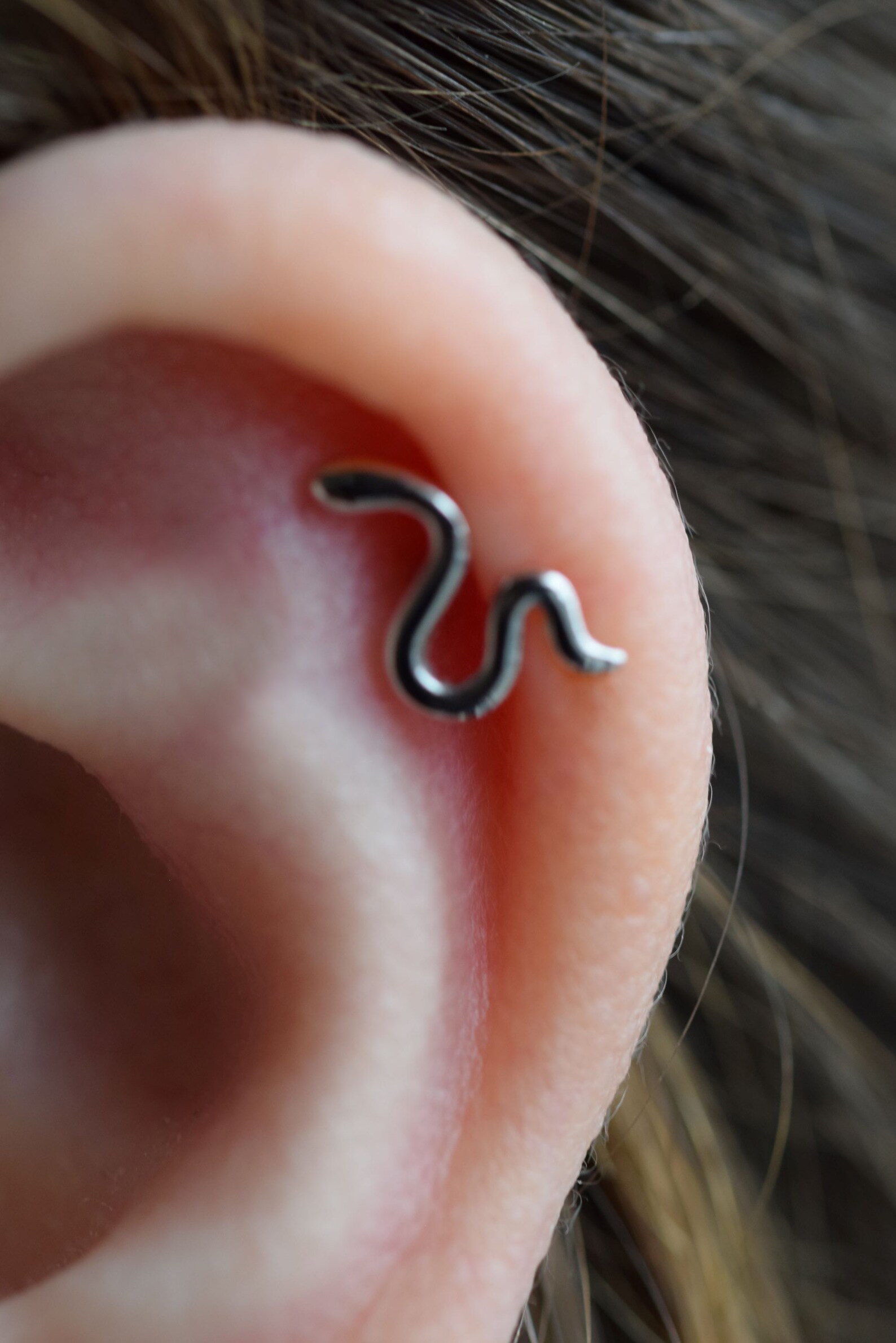 SNAKE Piercing Tragus Ohrring Helix Piercing - Etsy.de
