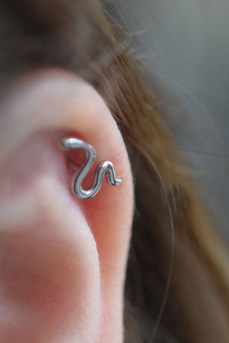 SNAKE Piercing Tragus Ohrring Helix Piercing - Etsy.de