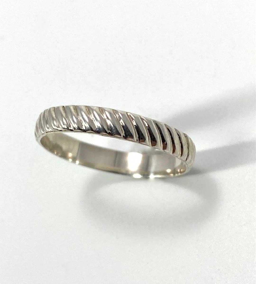 Ribbed Sterling Silver Band Ring - Etsy
