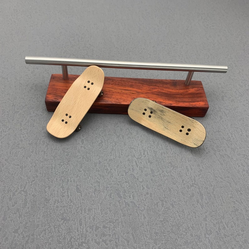 Fingerboard Ramps: Planter Rail for Fingerboarding - Etsy