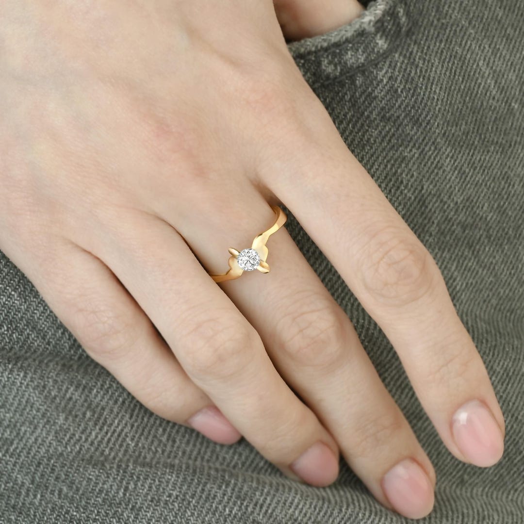 Dainty Bow Solitaire Ring: 10K Solid Gold Ribbon Promise Ring - Etsy