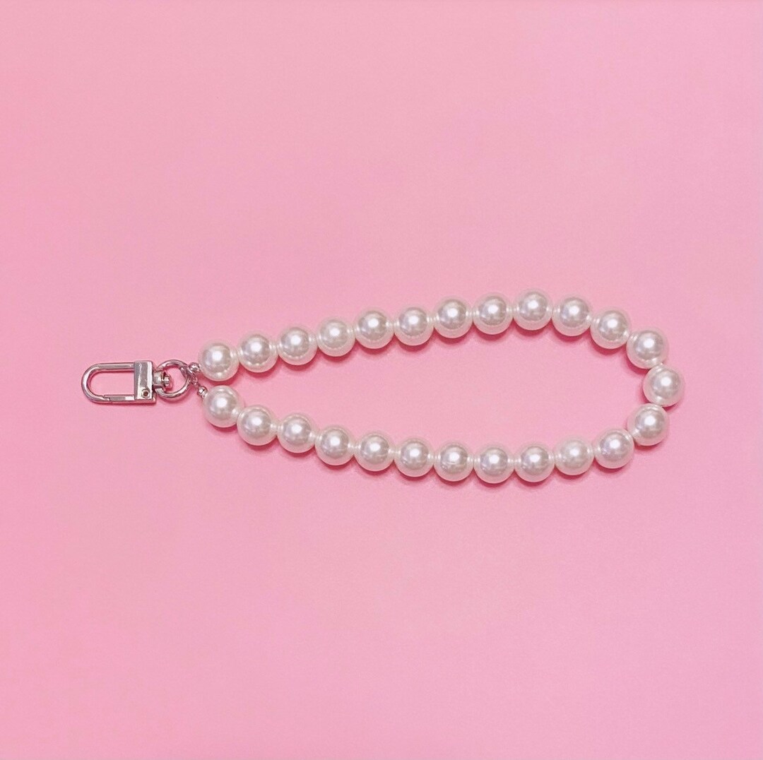 Pearl Keyring, Pearl Keychain, Pearl Phone Charm, AirPod Case Key Ring ...