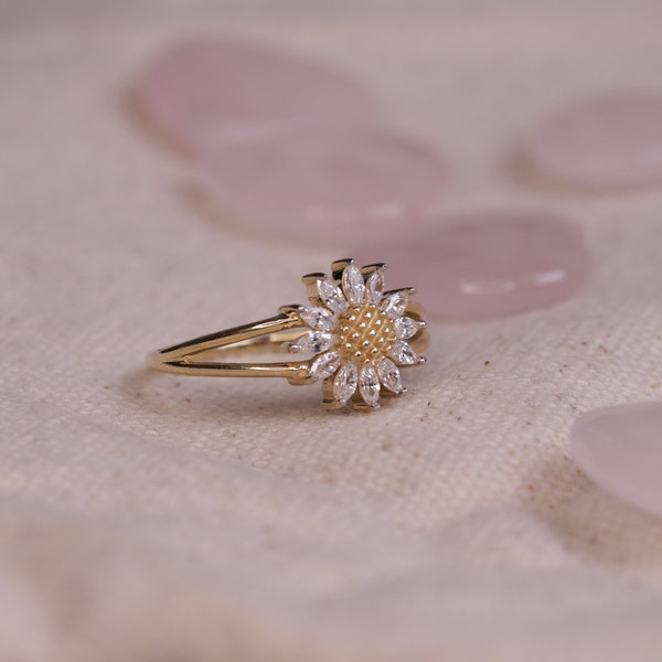 Sunflower Ring - Etsy