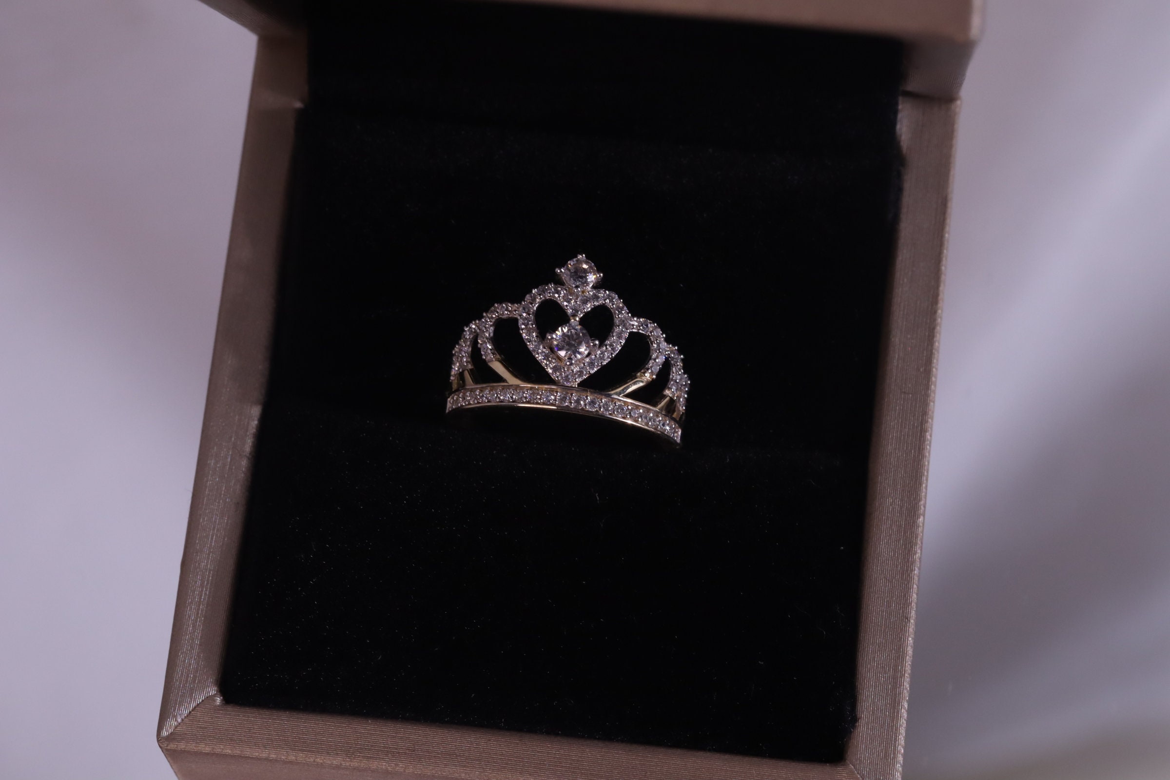 14k Gold Heart Crown Ring / CZ Heart Birthday Crown Ring / - Etsy