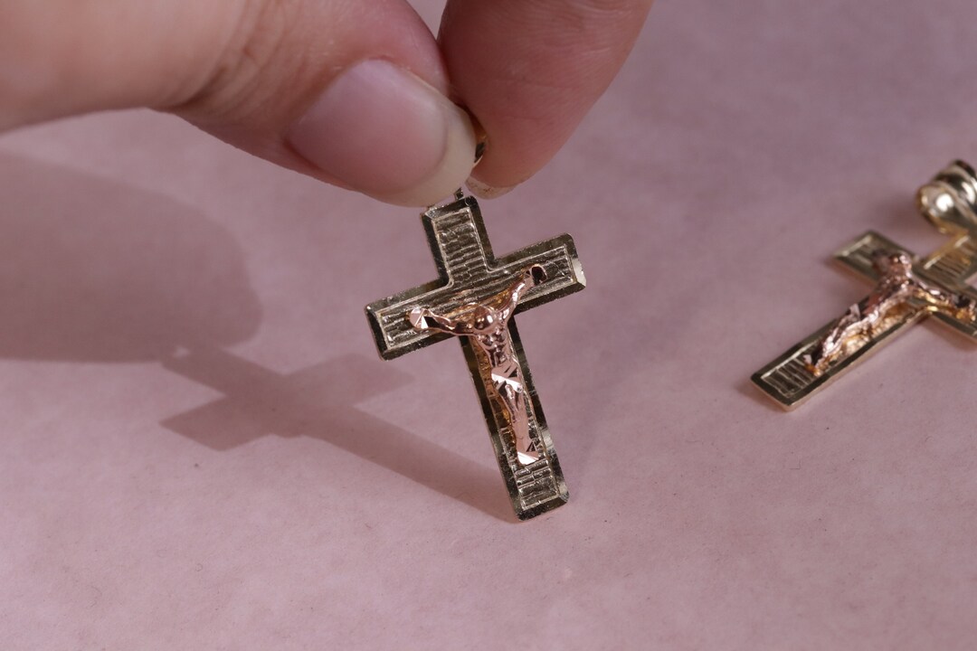 14K Gold Crucifix Cross Pendant / Jesus Christ Crucifix Holy Cross ...
