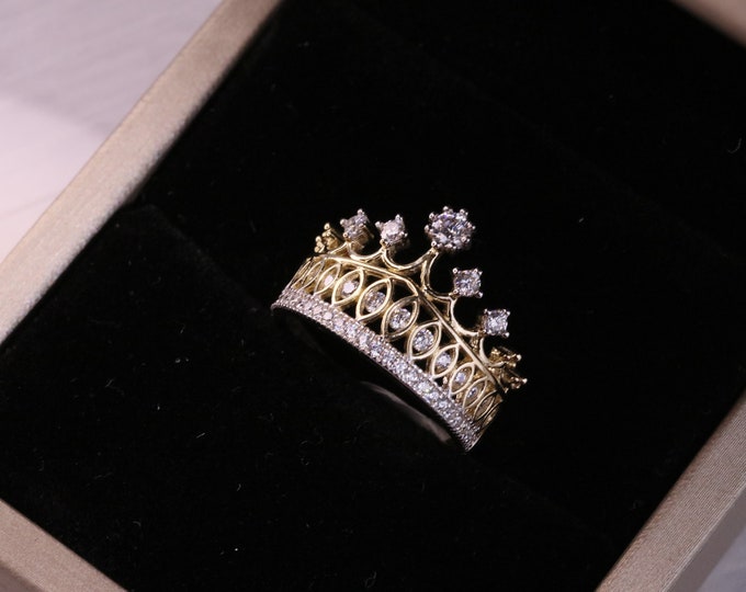 14k Gold Princess Tiara Crown Ring / Yellow Gold CZ Princess Crown Ring - Etsy