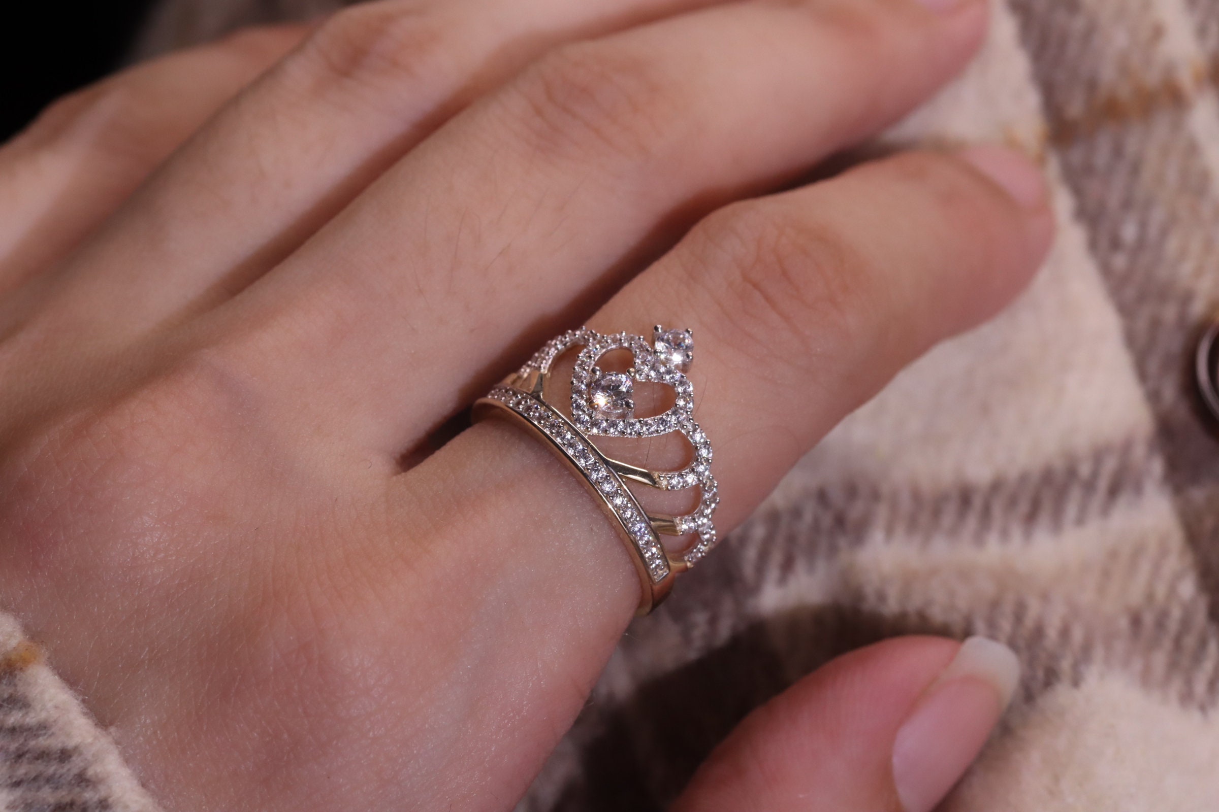 14k Gold Heart Crown Ring / CZ Heart Birthday Crown Ring / - Etsy