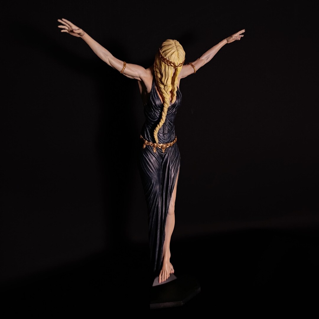 Hand-painted Marika Figure | Elden World Statue | 1:12 Scale ...