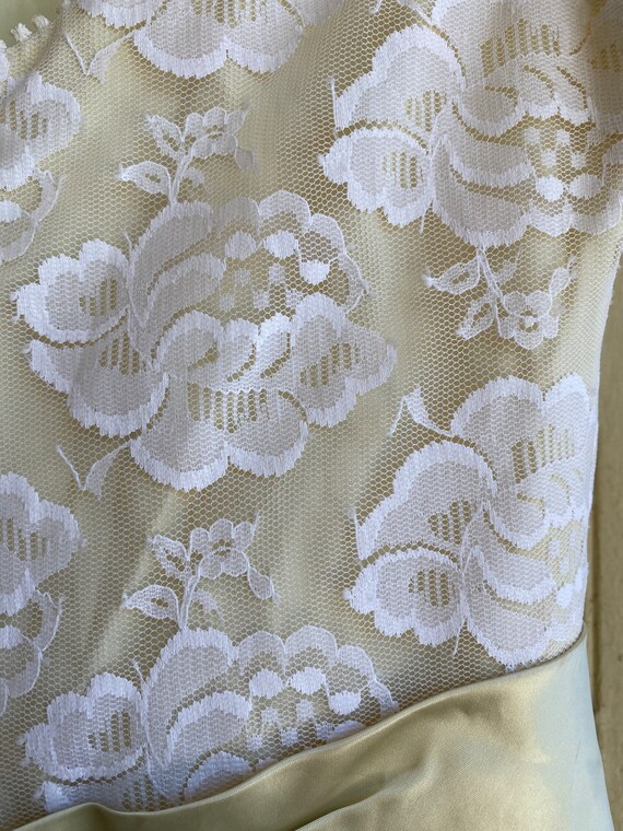 1960’s Key Lime Satin and White Lace Dress - Gem