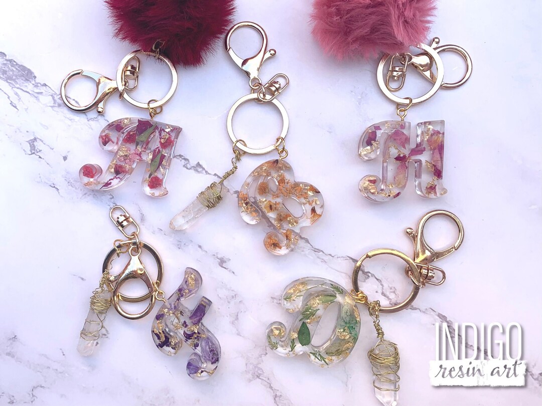 Flower Initial Keychain – Custom Resin Letter With Quartz or Pom Pom - Etsy