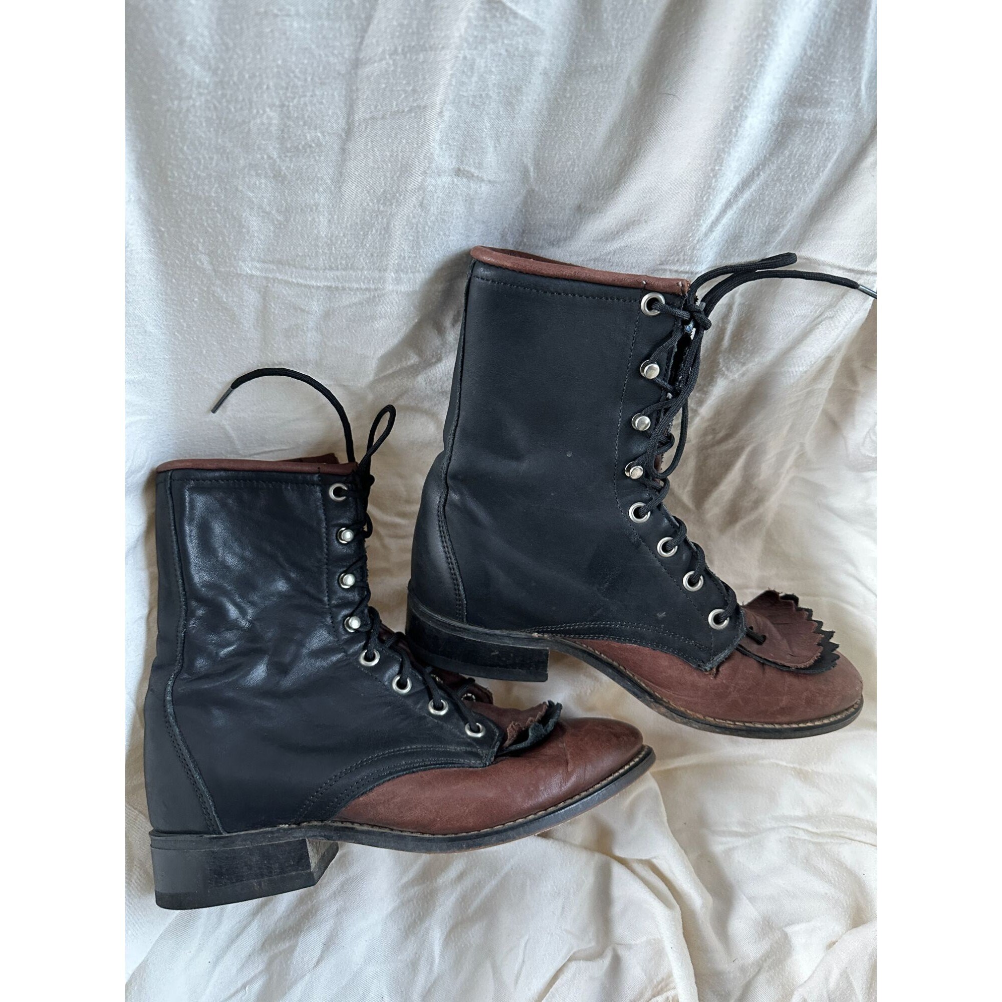 Women's VINTAGE LAREDO ROPER Granny Boots Two Tone Double Kiltie Sz 6 ...