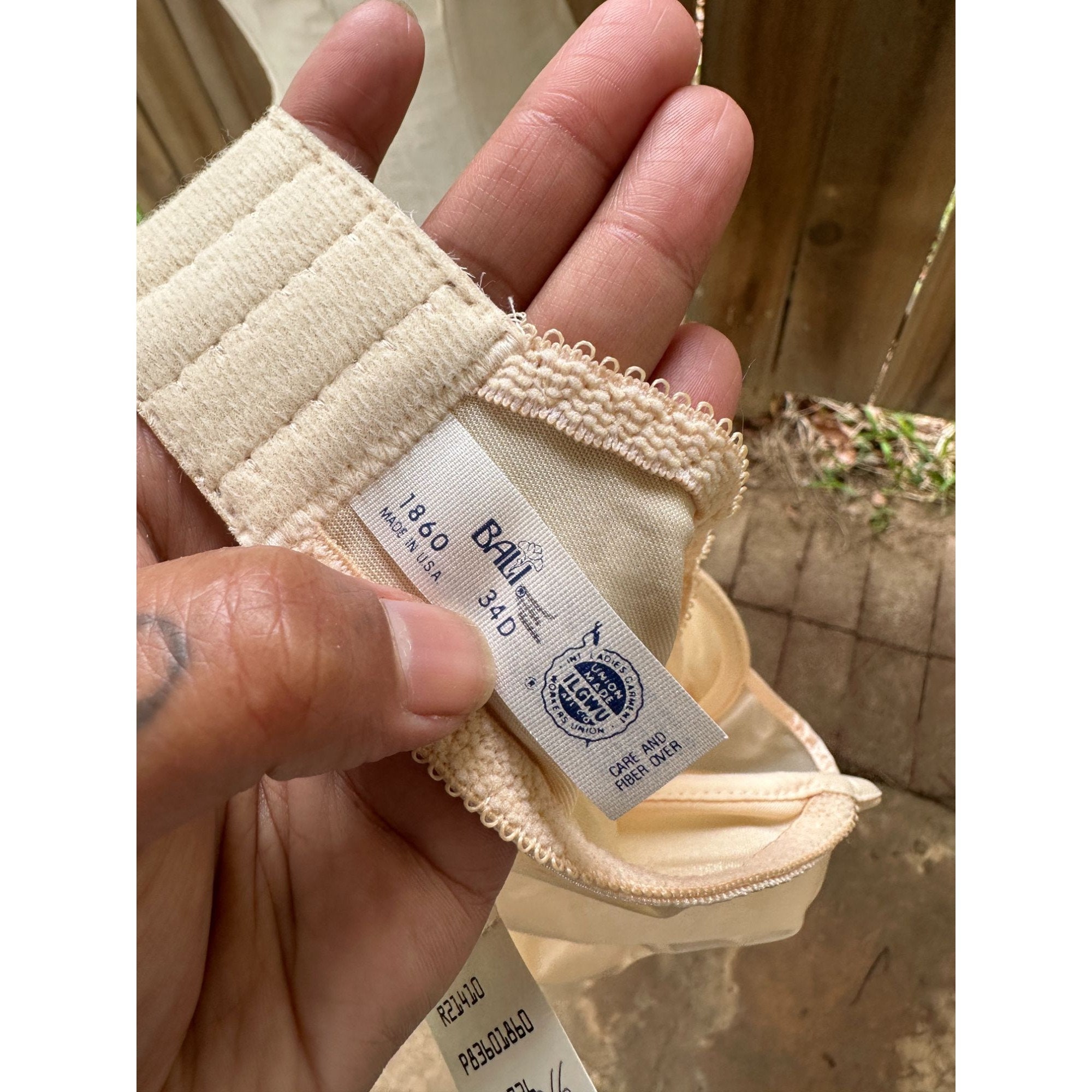 Vintage BALI 1860 Shiny Satin Lace Insert BRA 34D NWT - Etsy