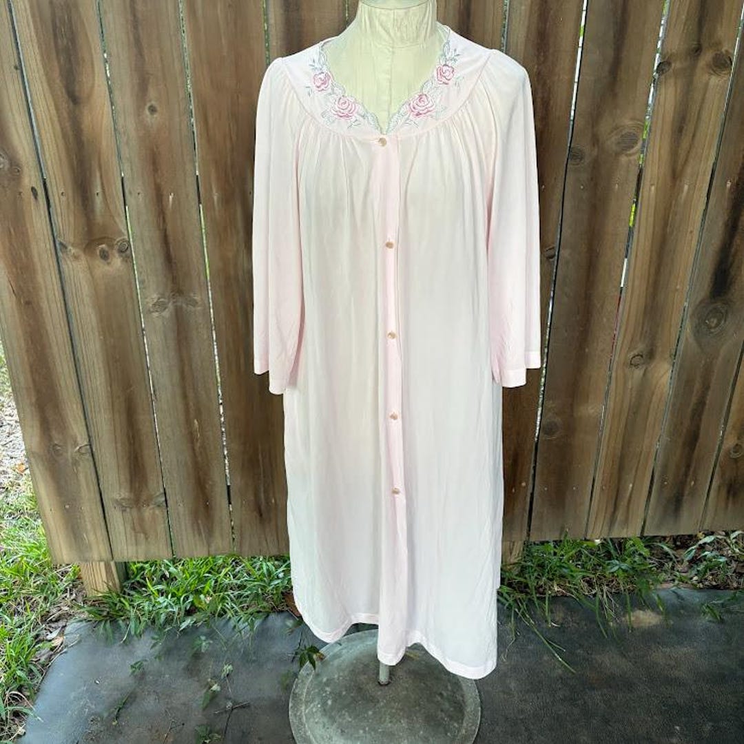 Vintage SHADOWLINE Pink Floral Embroidered Nylon Housecoat Robe L Made ...