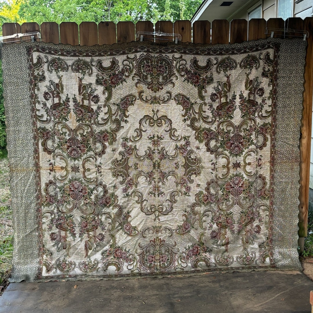 Vintage ITALIAN CHERUBS Angels BEDSPREAD as is 78 X 96 - Etsy