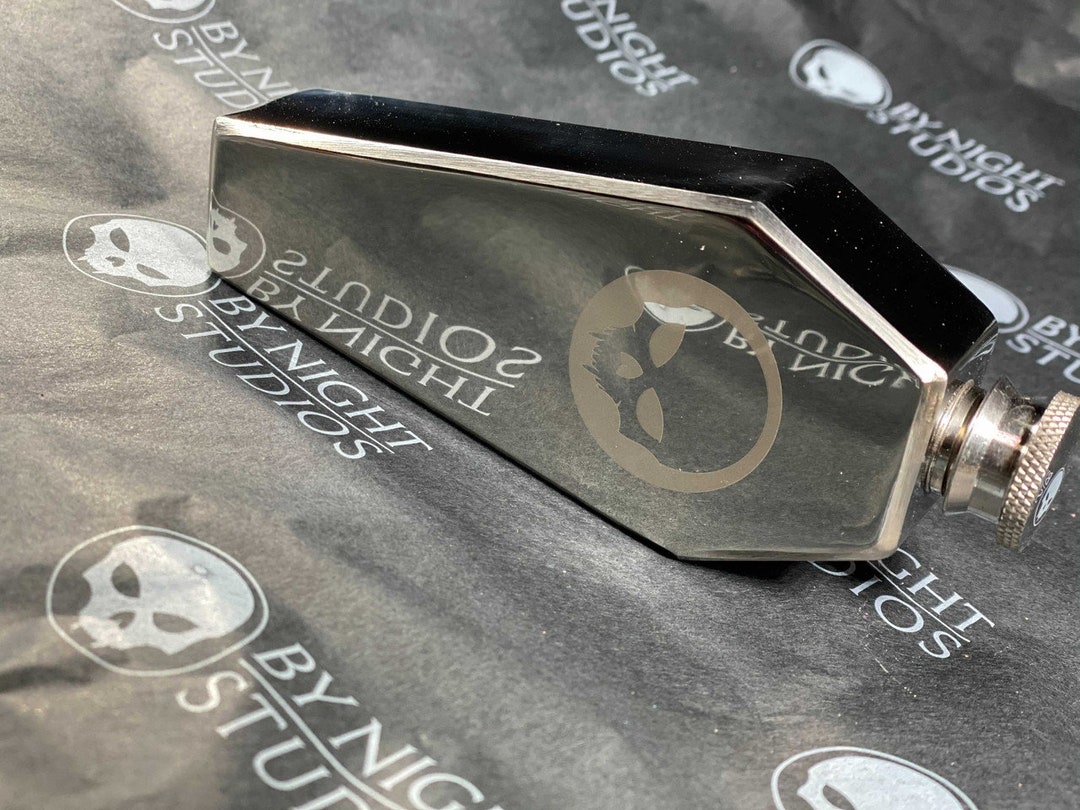 Silver Coffin Flask With BNS Skull - Etsy