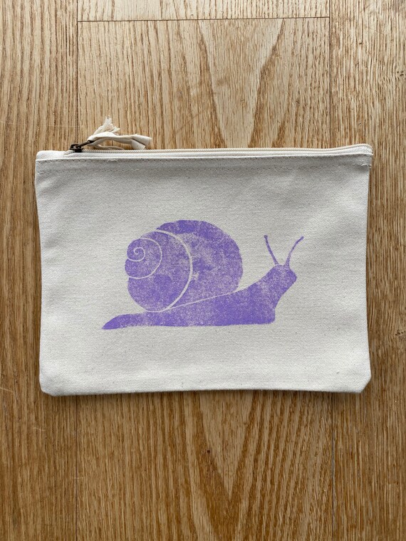Pouch Snail