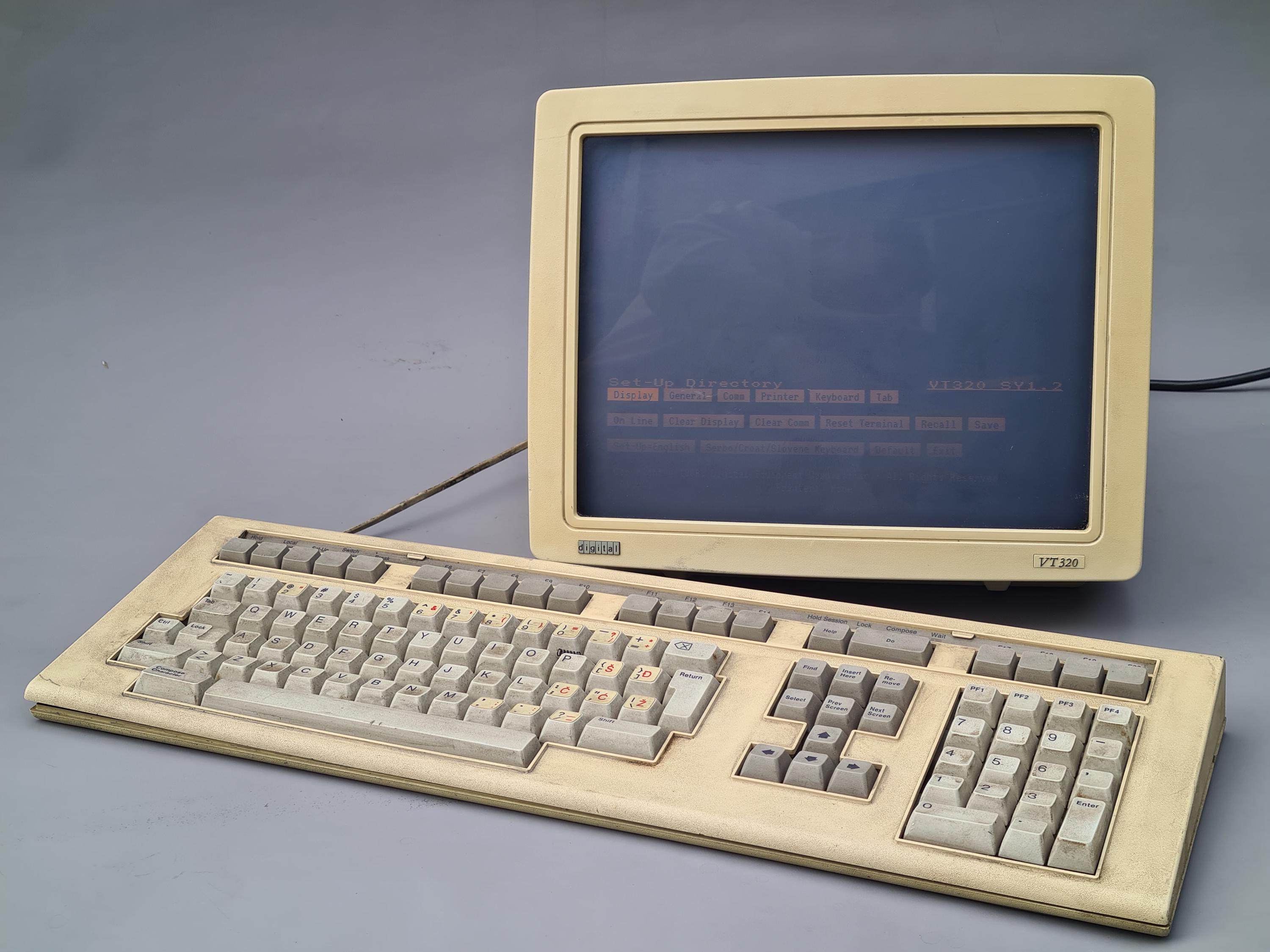 DEC VT320 Terminal With Keyboard – 1987 Vintage Retro Computer Home PC ...