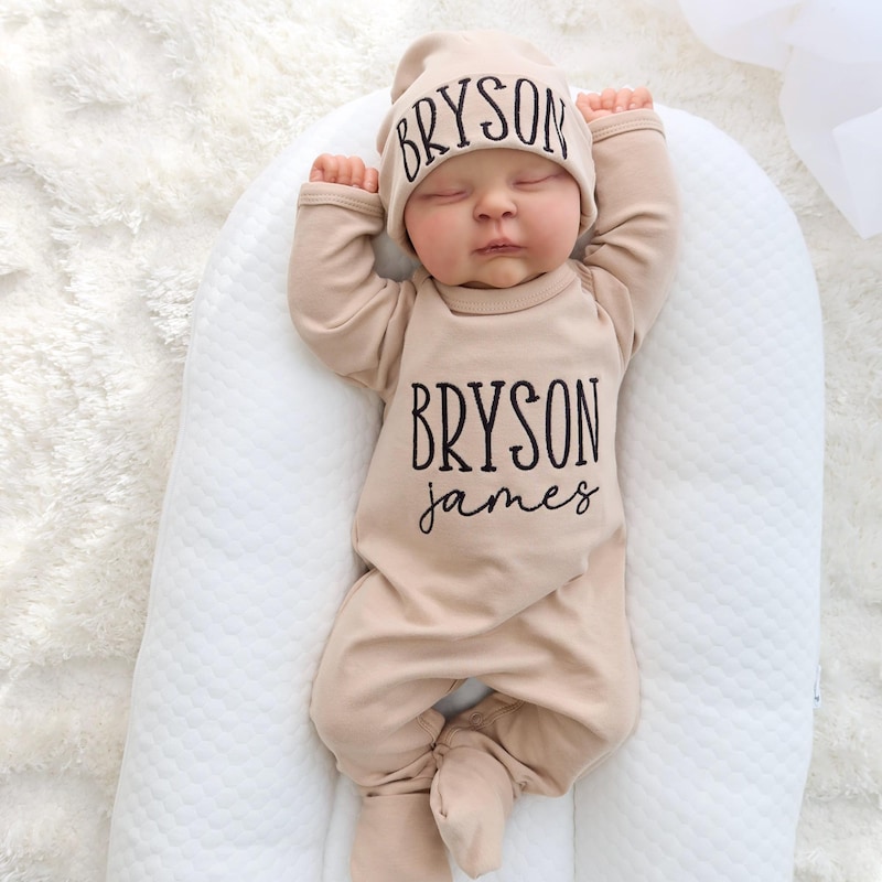 Personalized Newborn Outfit - Etsy